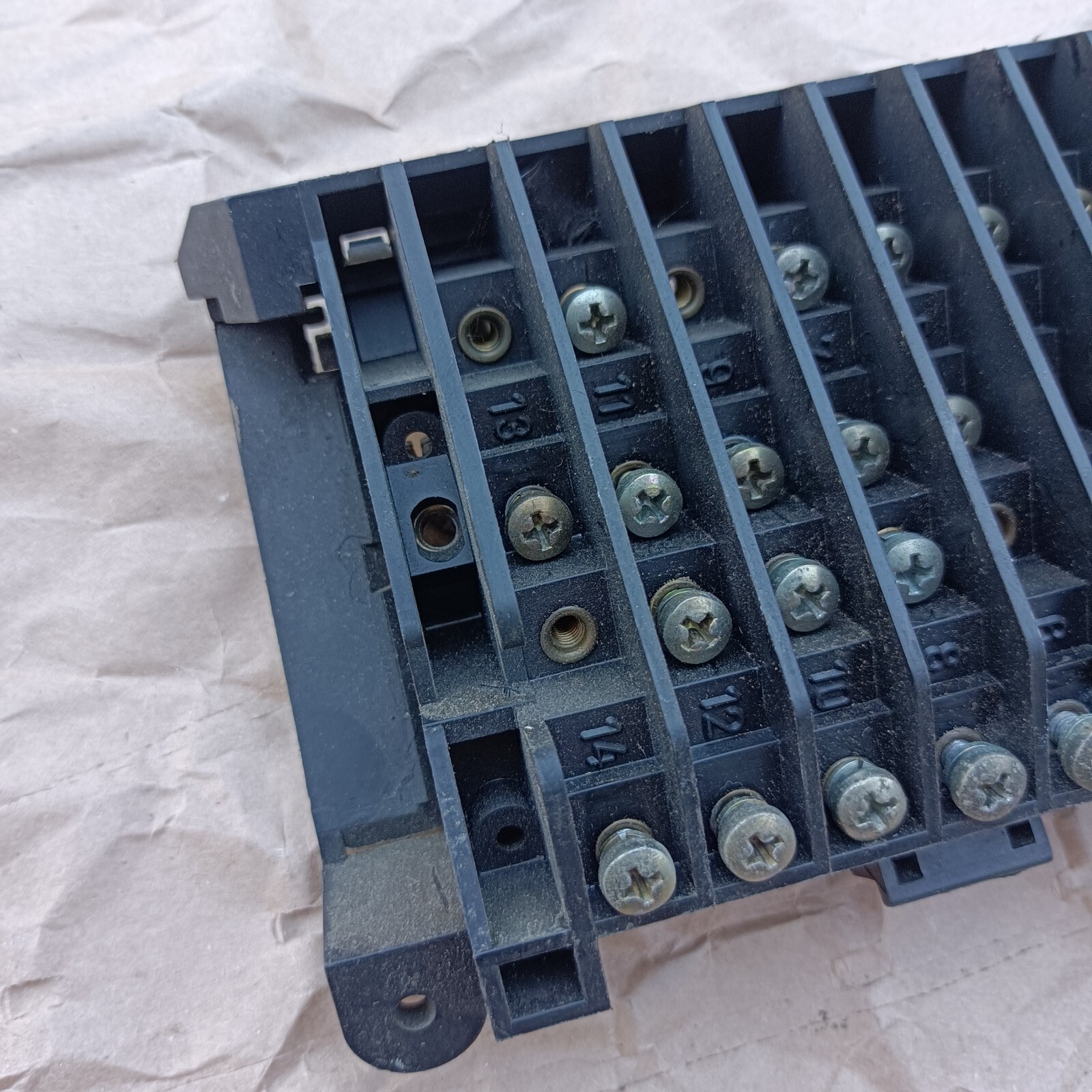 Mercedes W123 fuse box USED 200D 240D 300D 230E 280E | eBay