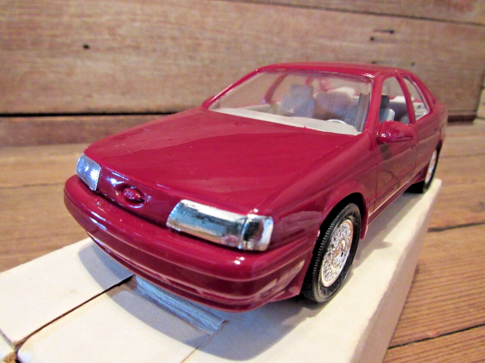Vintage 1989 AMT FORD TAURUS SHO CURRANT RED DEALER PROMOTIONAL CAR-MIB ...