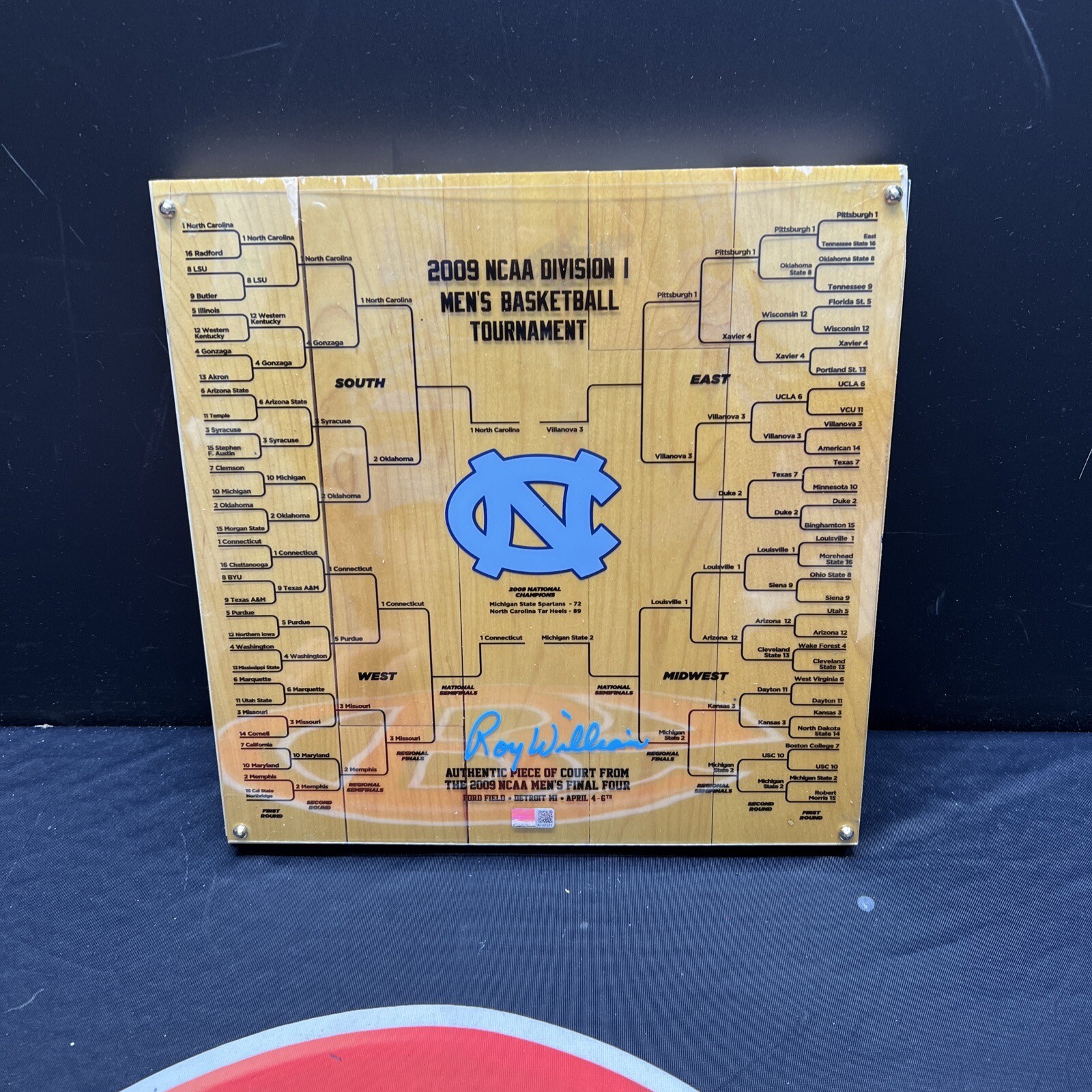 Roy Williams signed UNC floorboard W/ 2009 Bracket - North Carolina ...