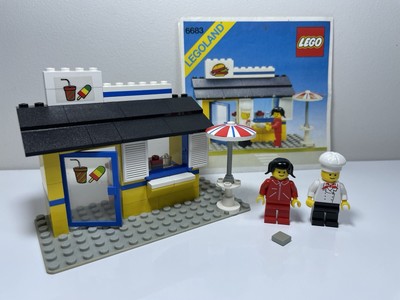 LEGO Vintage 6683 Burger Stand With Instructions Classic Town 1983 ...