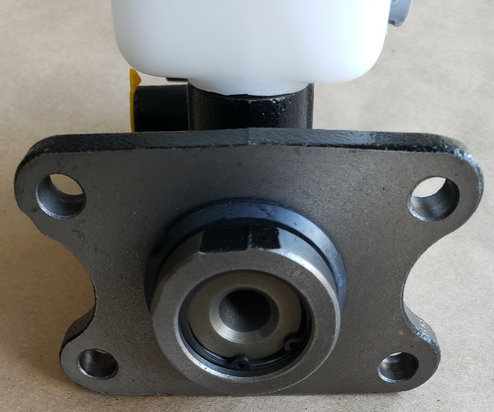 Brake Master Cylinder For Toyota Land Cruiser FZJ80 Fits OE 47201-60540 ...