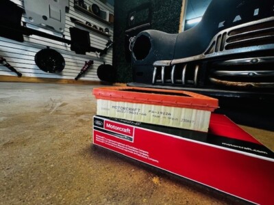 (1) OEM Genuine Motorcraft Ford Air Filter FA1912A - same as dealership ...