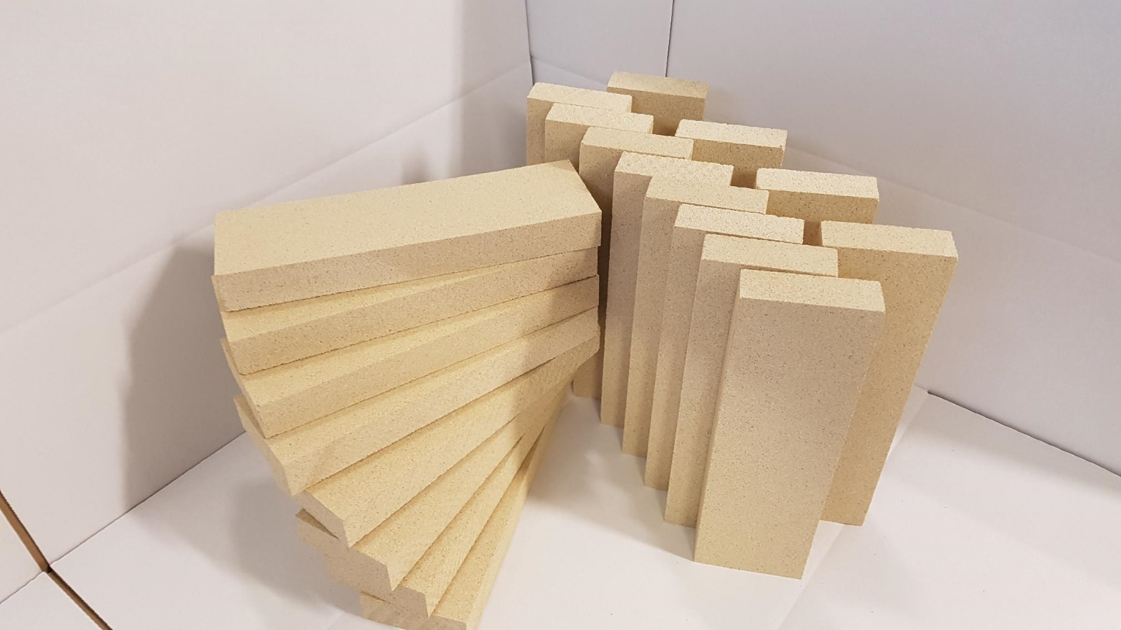 25 x Vermiculite Stove Bricks, Lightweight Fire Brick 230mm x 70mm x ...