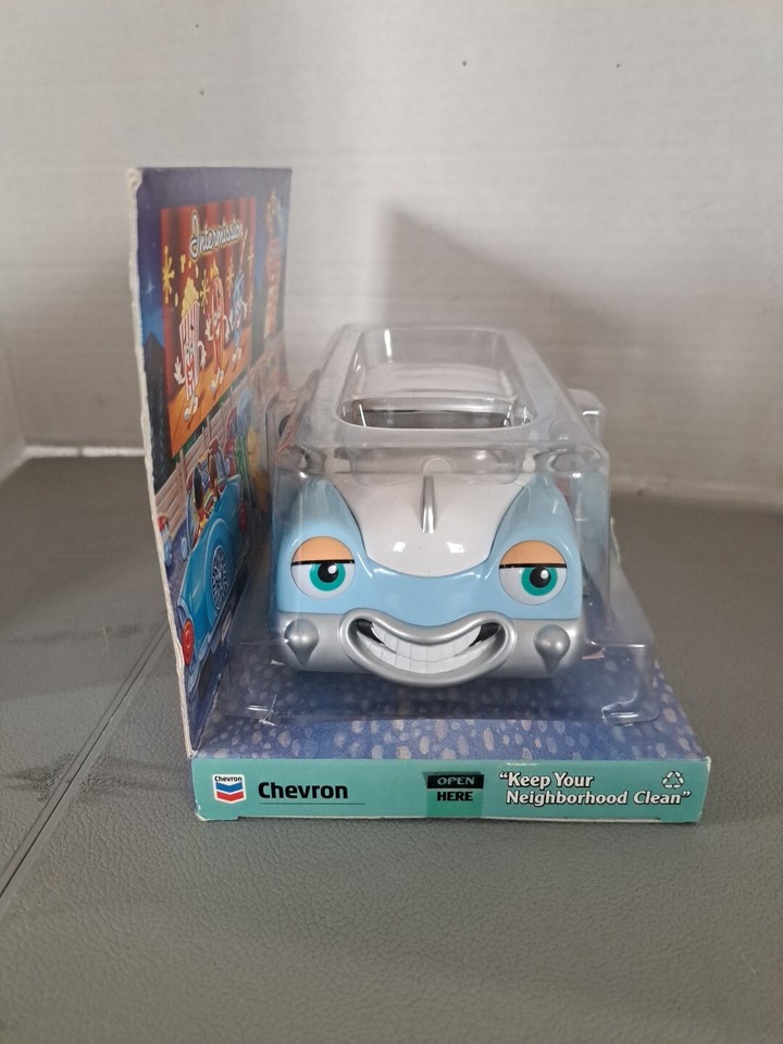 Chevron Techron Cars Della Deluxe Moonlit Drive NIB | eBay