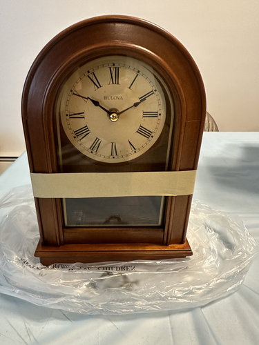 Bulova Pendulum Clock In Box B7467 Hardwick Mantel Desk - Battery ...