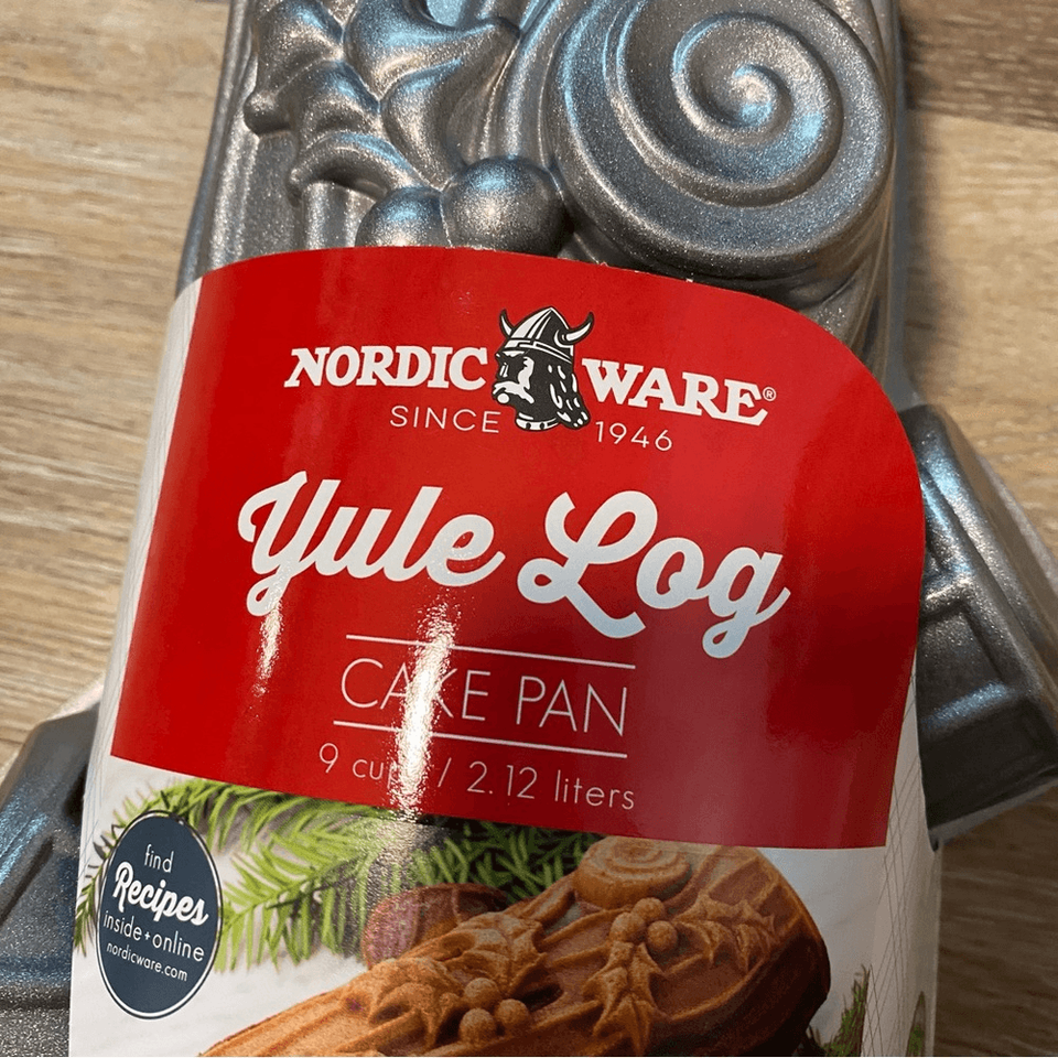 Nordic Ware Buche De Noel Yule Log Christmas baking Pan bakeware 9 cups ...