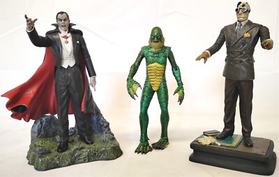 Universal Monsters Figures Diamond Select Dracula Invisible Man ...
