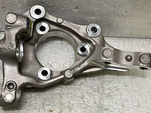 2014-2019 Cadillac ATS/ CTS Driver Left Steering Knuckle 22739647 New ...