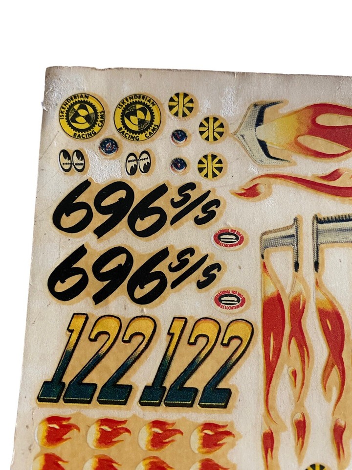 AMT 1:25 Hot Rod 3 in 1 Customizing kit Decals Model Car Kit Flames ...