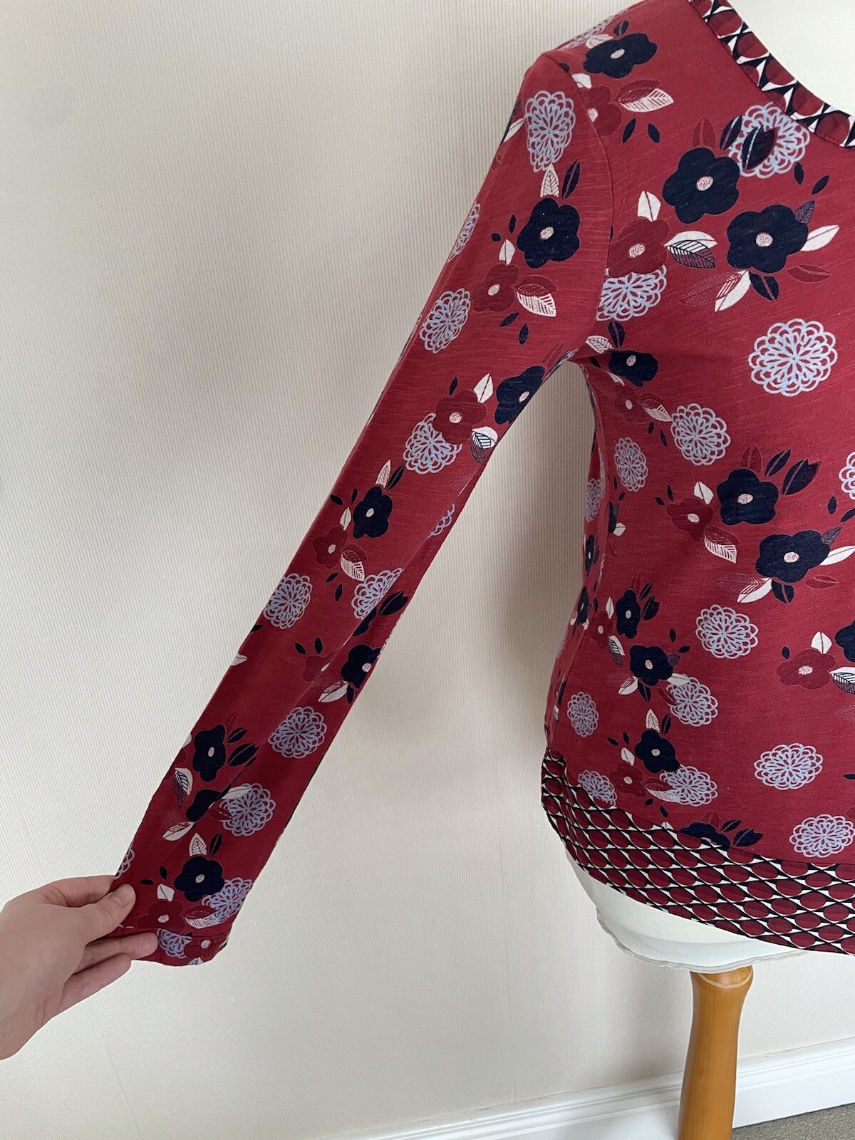 White Stuff Japan Red Blue Floral Leaf Print Jersey … - Gem