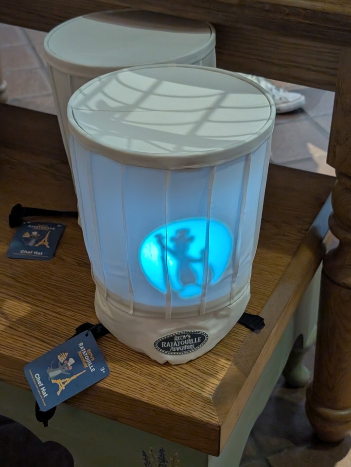 NEW🌟Disney Parks Epcot Remy's Ratatouille Adventure Light-Up Chef Remy ...