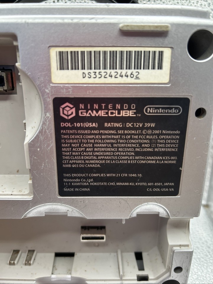 Nintendo GameCube Platinum Silver Console Only - Parts or Repair DOL ...