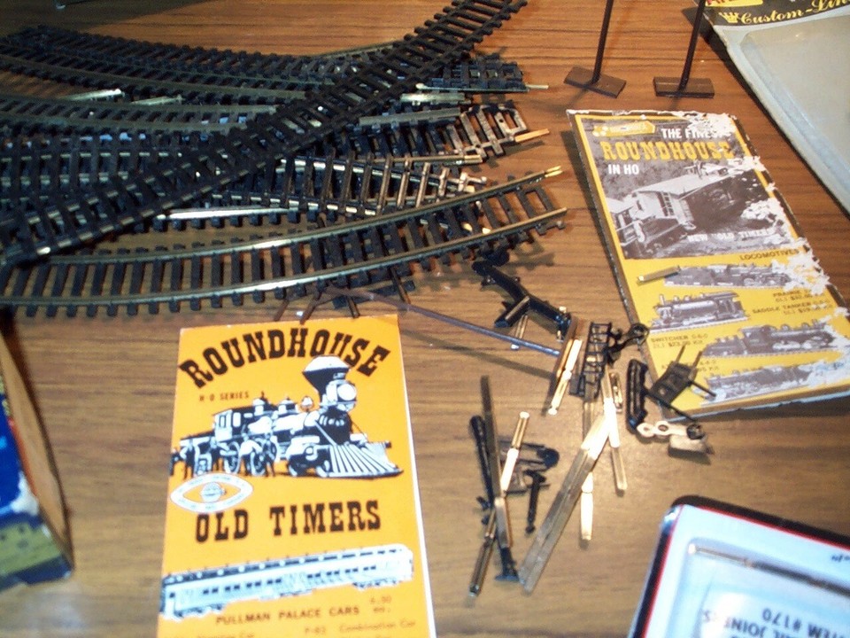 MODEL TRAIN Empty Box LOT TRACKS Connector Trains Vintage Railroad ...