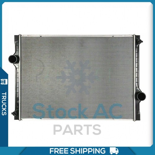NEW Radiator for International 8100 8300 8600 9000 9400 - 1995 to 2003 ...