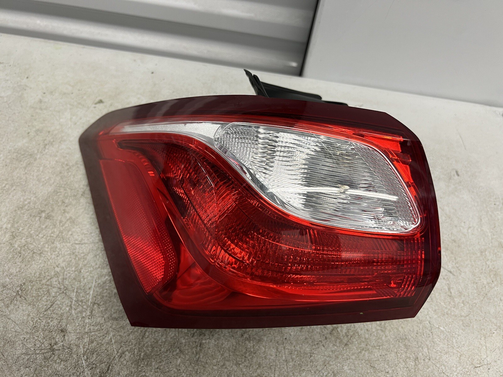 2018 2019 2020 CHEVROLET EQUINOX TAIL LIGHT LEFT QUARTER PANEL OEM ...
