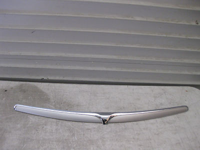 2009-2014 HYUNDAI GENESIS SEDAN OEM FACTORY RADIATOR GRILLE GARNISH ...