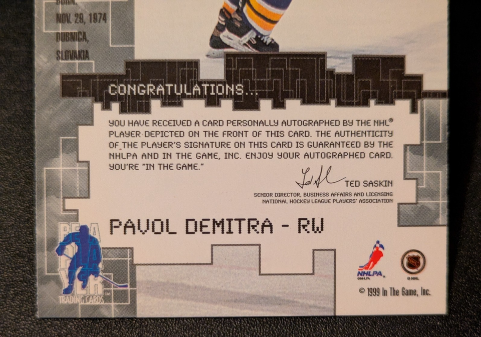 1999-00 Be A Player PAVOL DEMITRA Millennium Autograph Card* Hard ...