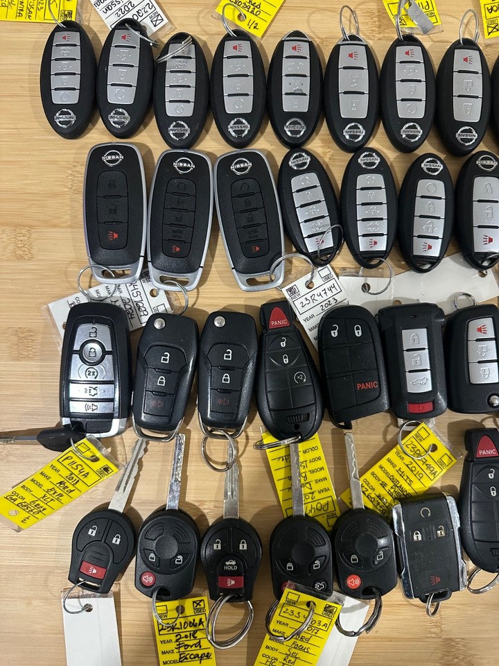 LOT OF 66 Used OEM GM Car Key Fobs - Remote Keyless Entry Smart Keys | eBay