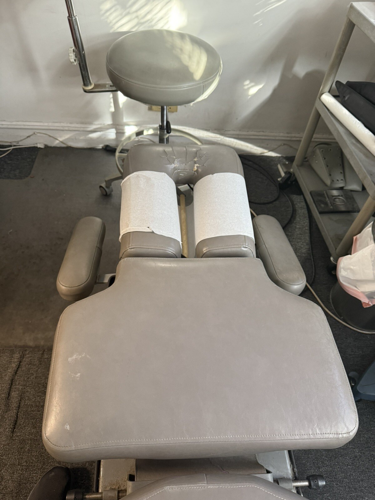 Hill Air-Flex chiropractic manual flexion distraction table. New ...