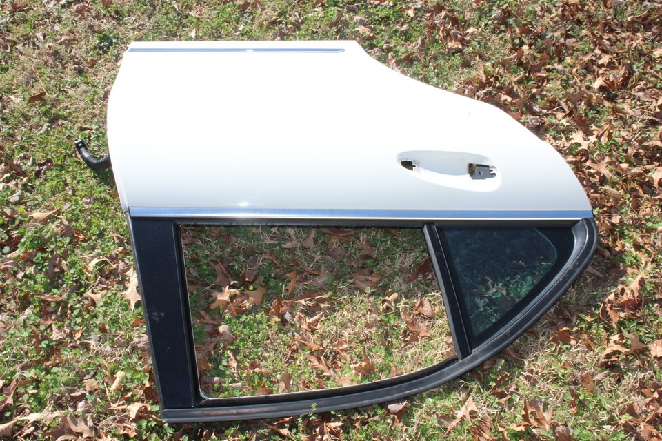 OEM Mercedes W204 C300 08-14 Right Passenger Rear Shell WHITE 650U ...