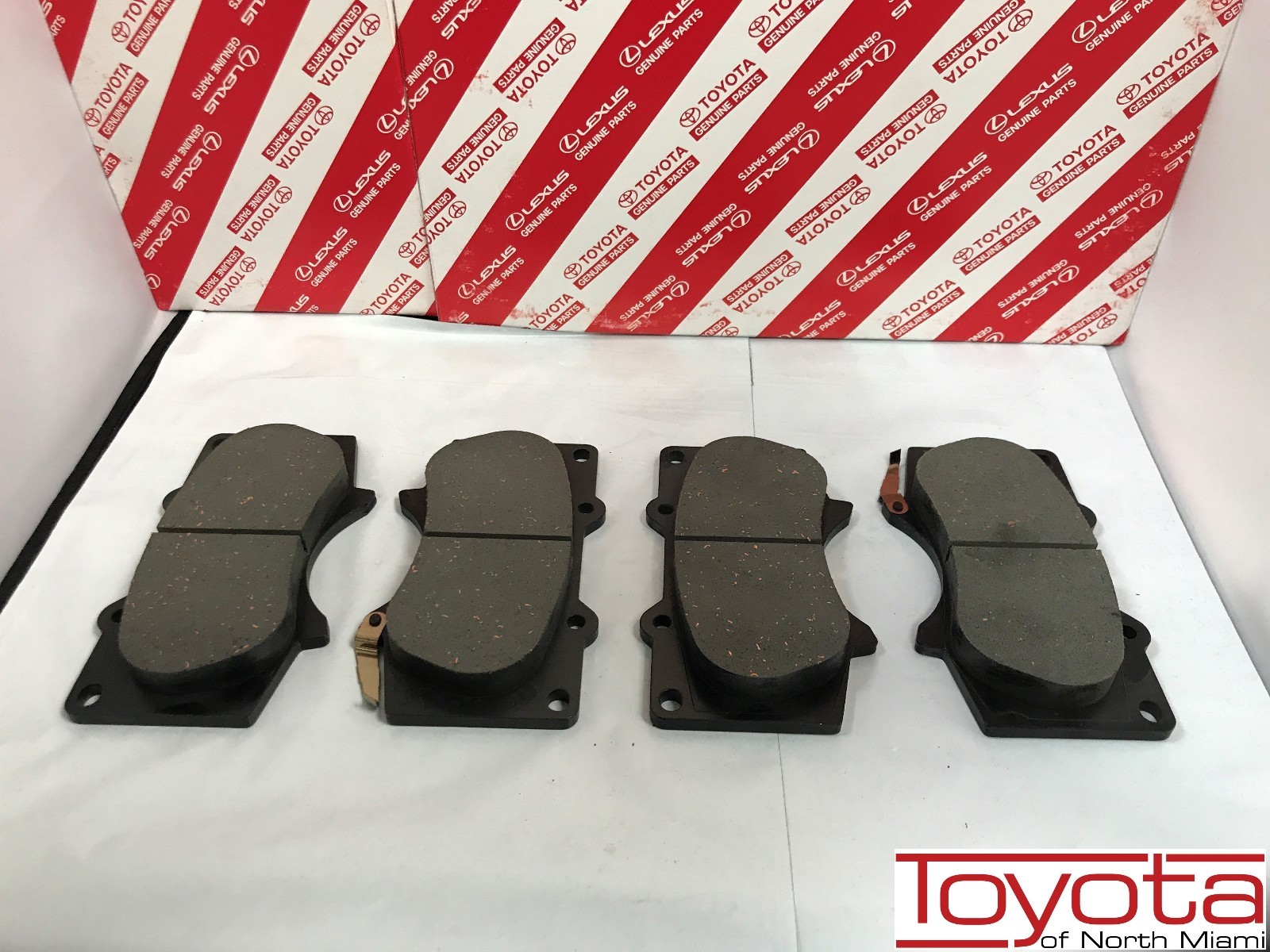 OEM Genuine 2003 -2021 Toyota 4 Runner Front Brake Pads 04465-AZ200 | eBay