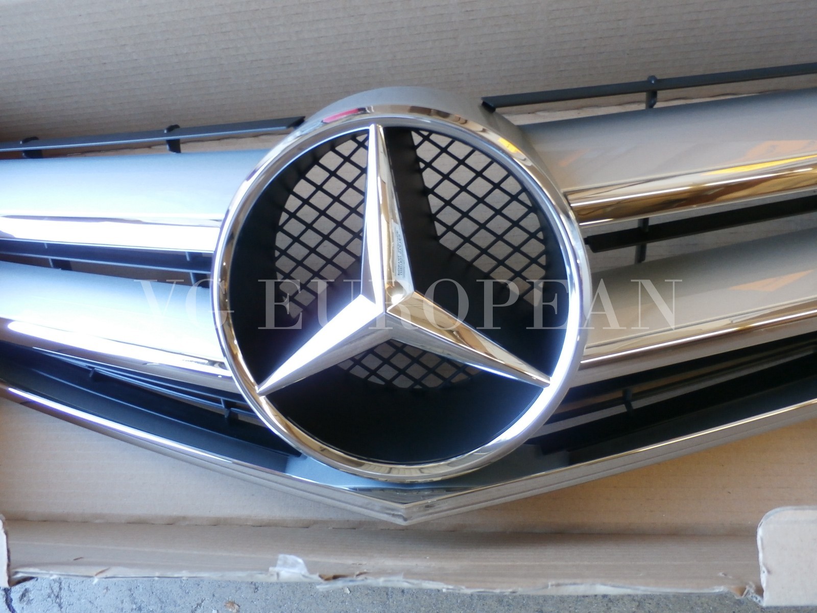 Mercedes-Benz W207 E-Class Genuine Front Hood Grille E350 E550 NEW ...