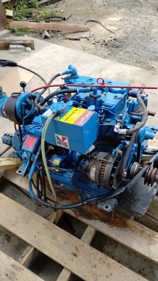 SABB L3 186 , 30 HP Marine Diesel Engine with 2.63 HBW50 Hurth ...
