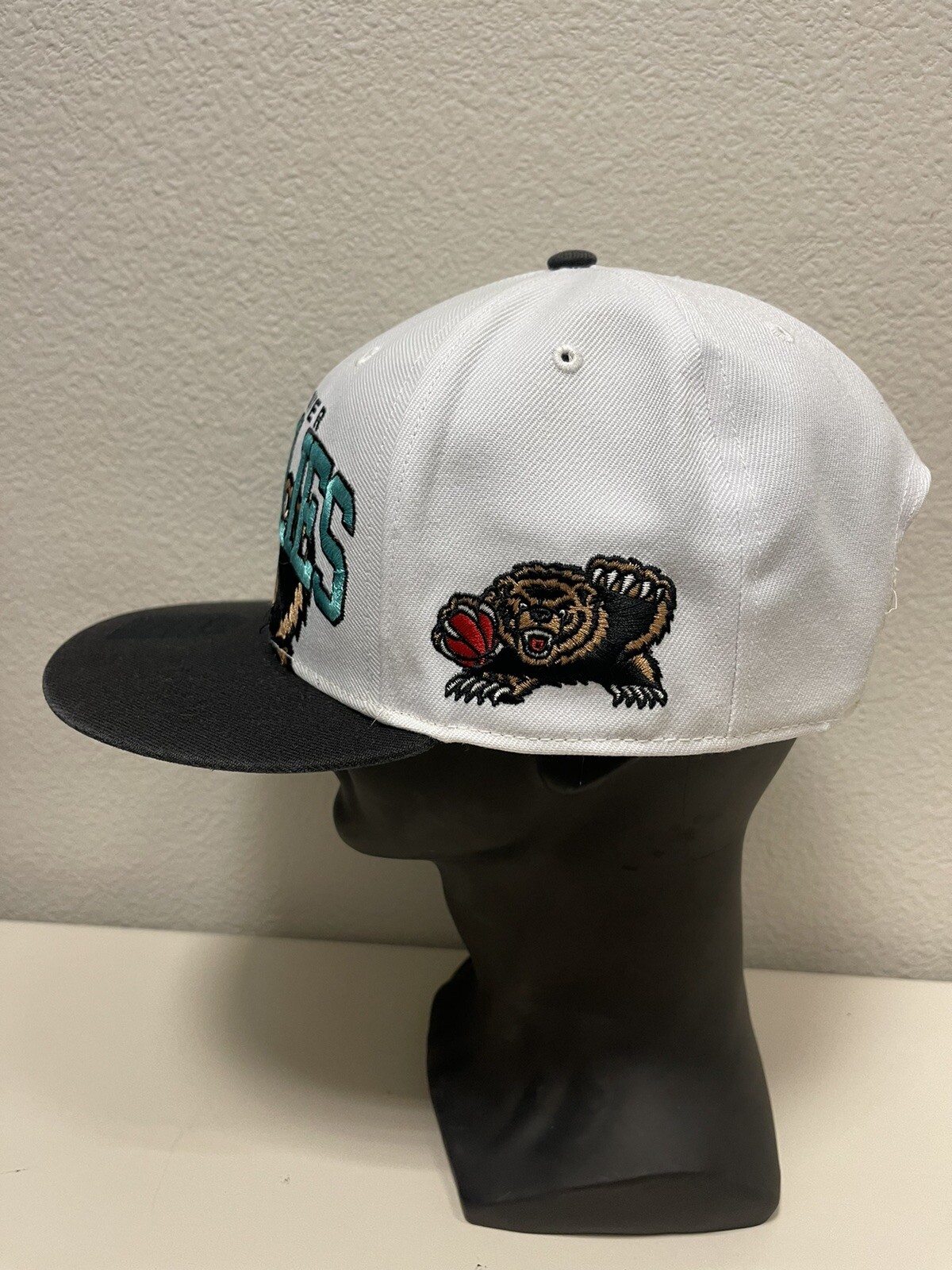 VANCOUVER GRIZZLIES HARDWOOD CLASSIC CAP ONe size adj… - Gem