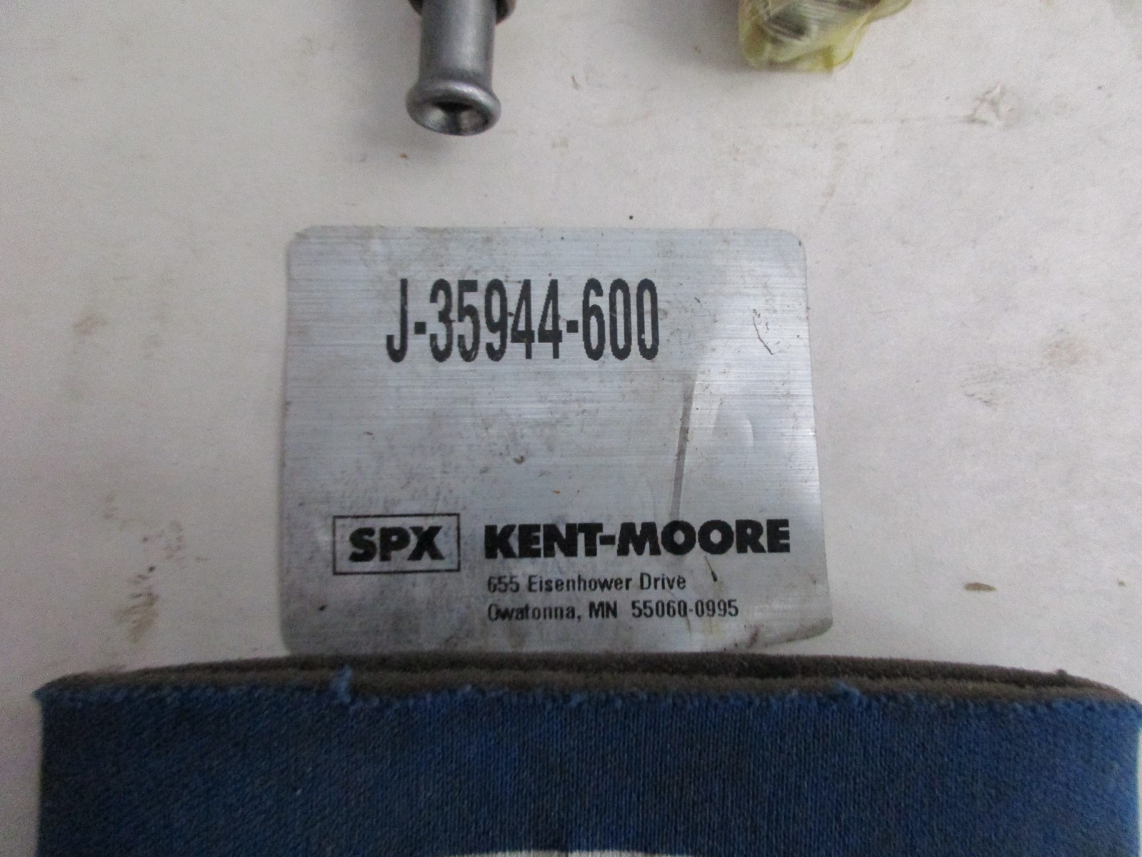 KENT MOORE TOOL J-35944-600 TRANSMISSION COOLER ADAPTER | eBay