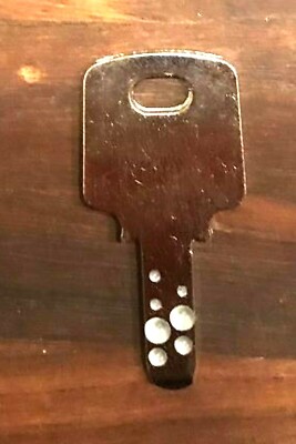 OEM PACHISLO SLOT MACHINE DOOR KEY HS1011 for BABEL, RAI RAI | eBay