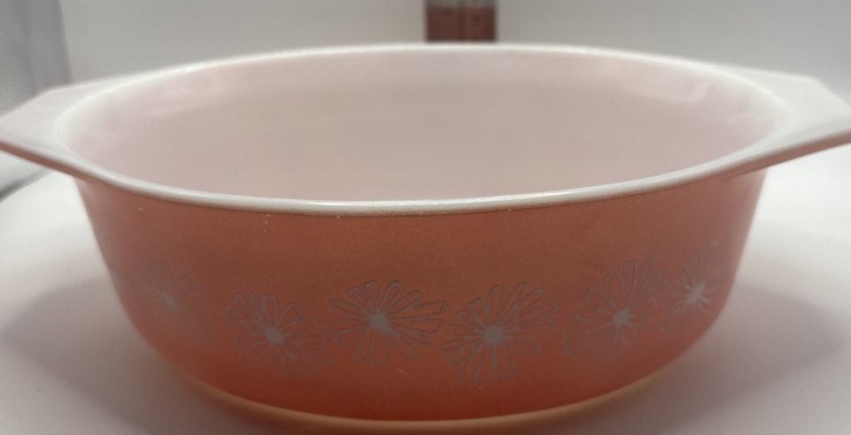 Vintage Pyrex Pink Daisy #043, 1 1/2 Quart Oval Casserole Dish with Lid ...