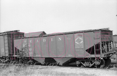 Reading Railroad Hopper 77300 - 8x10 Photo | eBay