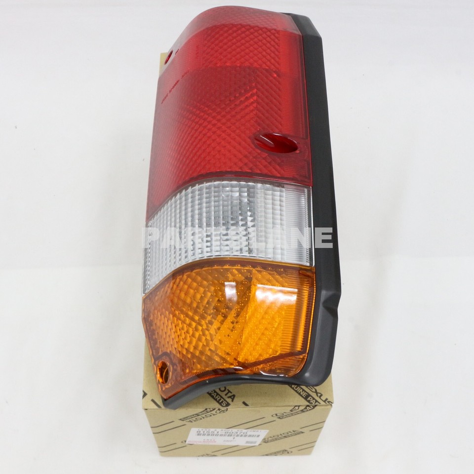 Toyota Land Cruiser KZJ77 OEM Rear Right RH Combination Lamp Lens 81551 ...