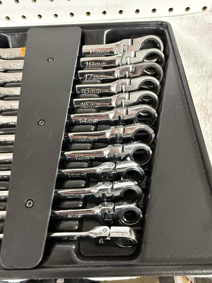 ICON WRFM-12 Professional Flex-Head Metric Ratcheting Wrench 12-Piece ...