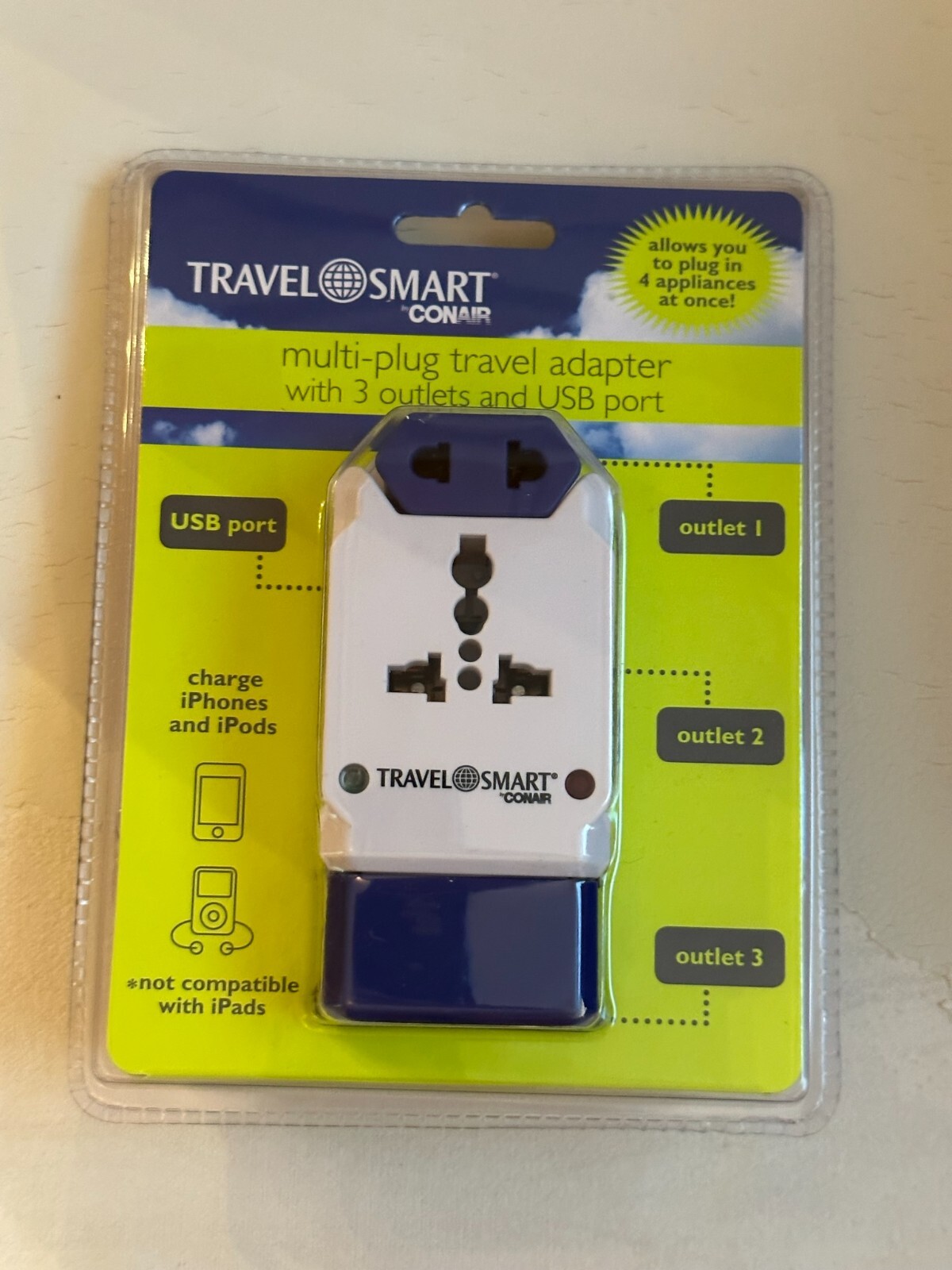 Travel Smart Multi-Plug l Adapter By Conair w/3 outlets and USB RG5/2 ...