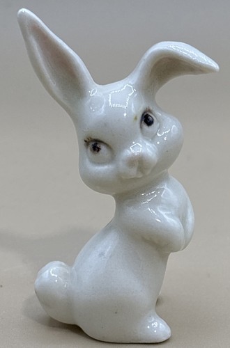 VINTAGE PORCELAIN RABBIT FIGURINE 3” Tall White Bunny | eBay