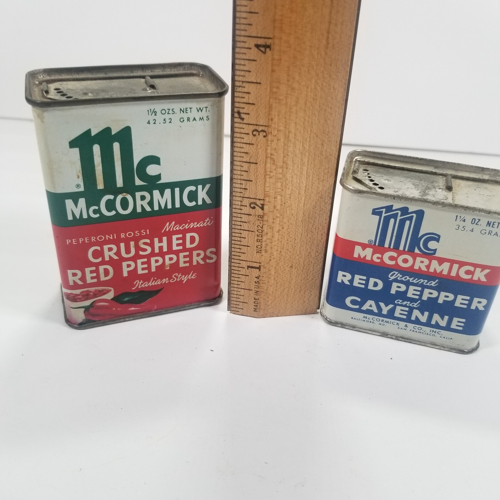 McCormick Tins Lot of 2 Red Pepper Crushed Cayenne Red Green Blue ...