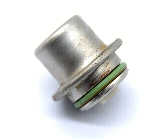 FUEL PRESSURE REGULATOR FPR FOR MERCEDES BENS C E CLASS W203 W208 ...