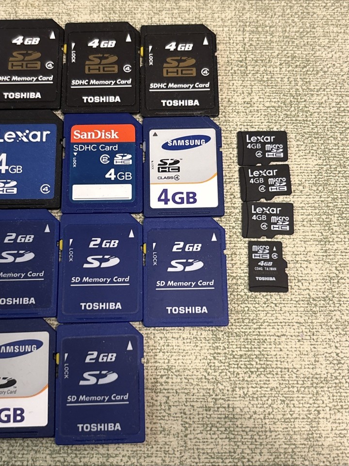 Lot of 22 - 4GB + 2GB SD / MICRO SD Memory Cards Sandisk Toshiba Lexar ...
