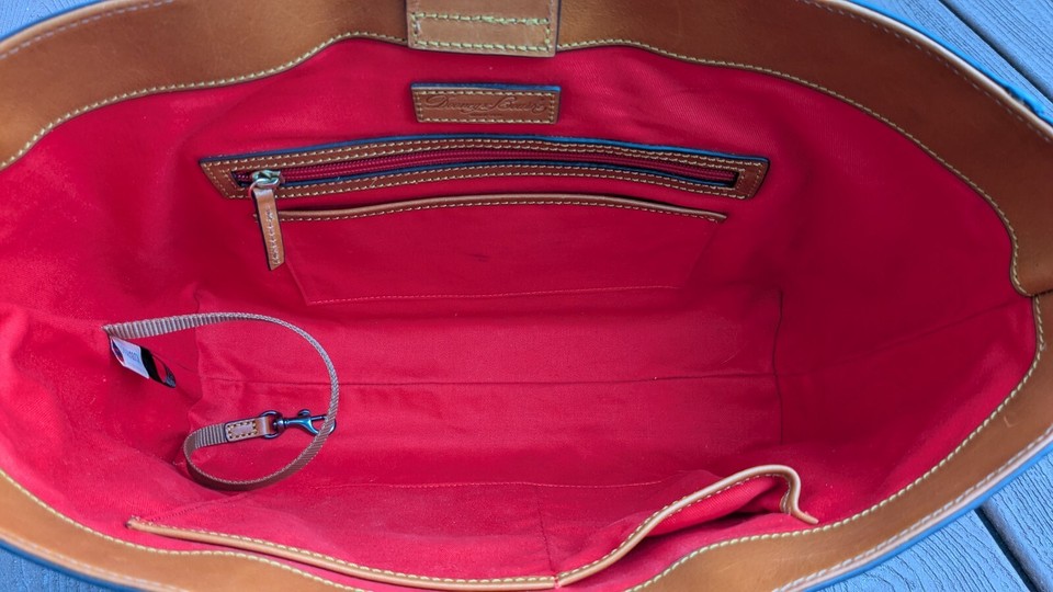 Dooney & Bourke White Gretta Novelty 🐝 Small Ashton Tote | eBay