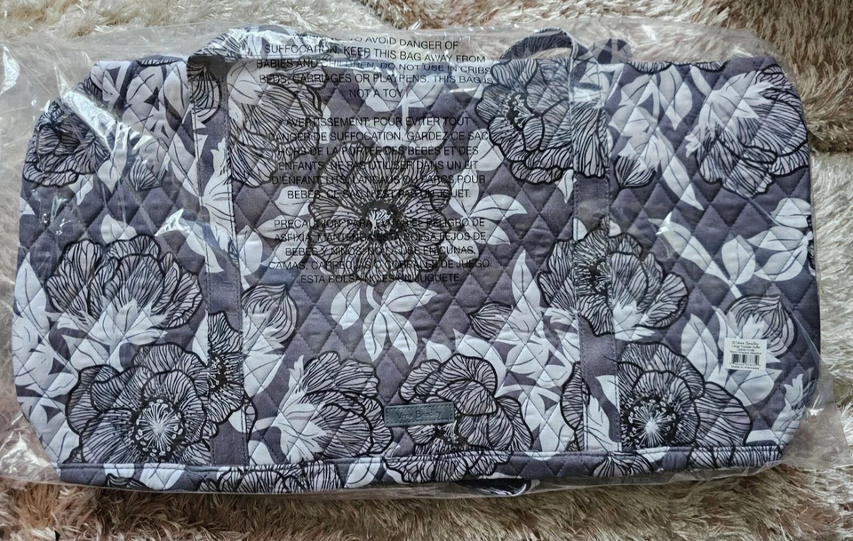 Moon Shadow Meadow Vera Bradley Large Travel Duffel NWT Cotton 22 x 11 ...