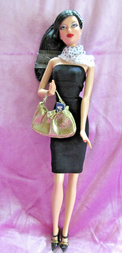 Barbie Basics Model No. 05 Collection 001 Doll with Gold Lame Purse ...