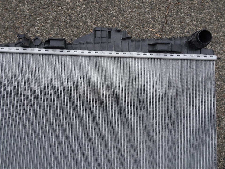 PORSCHE CAYENNE 2012 18 RADIATOR 95810613210 USED IN GOOD CONDITION 3 ...