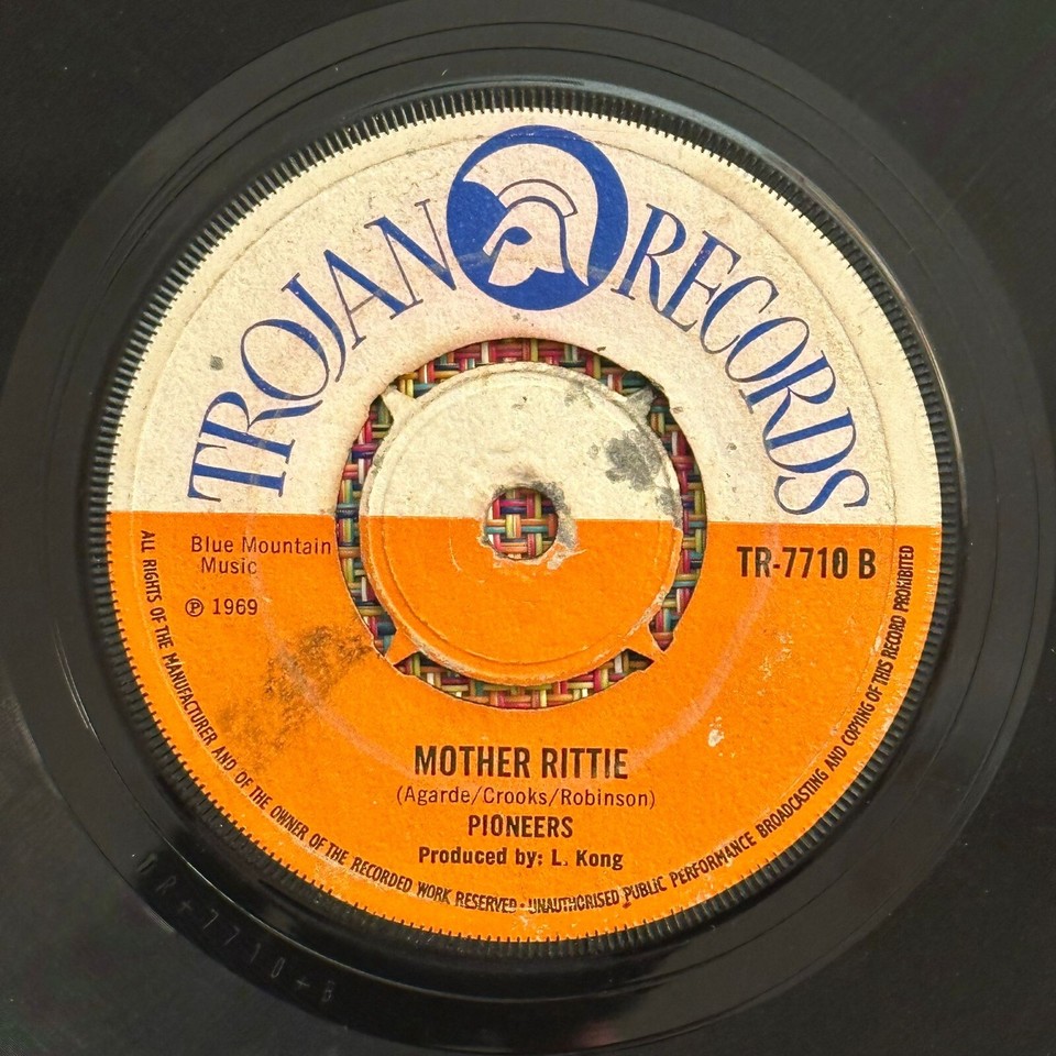PIONEERS - Samfie Man / Mother Rittie - REGGAE ROCKSTEADY UK 45 Trojan ...