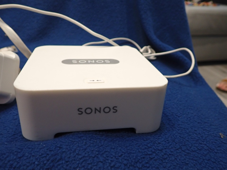 Sonos Bridge Wireless Hi-Fi System - White (BRIDGE) with Power Cable ...