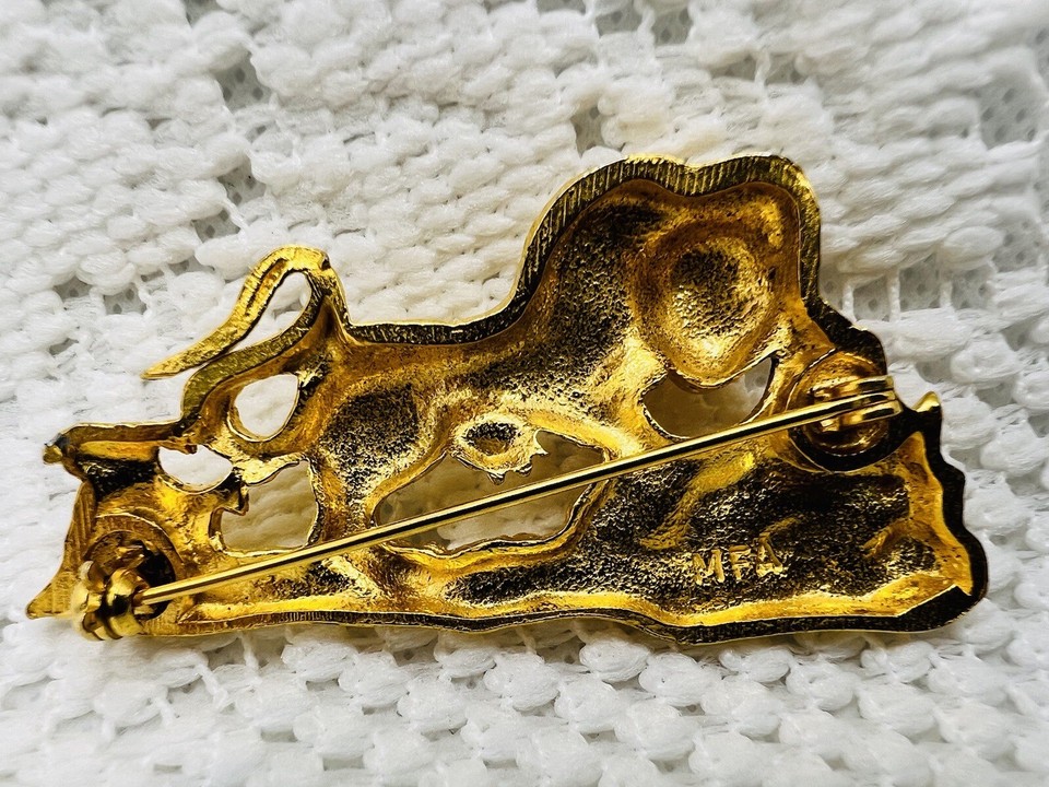 Vintage MFA Museum of Fine Arts Signed Gold Tone Crouching Tiger Pin ...