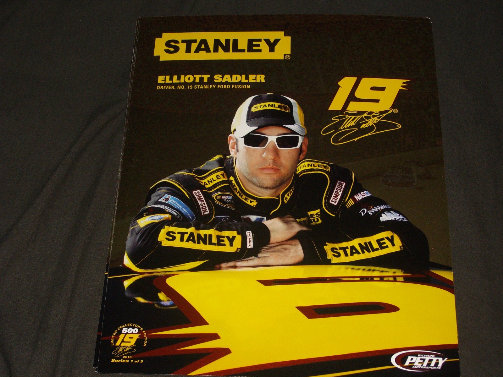 2010 ELLIOTT SADLER #19 STANLEY SERIES 1 OF 3 ( GLOSSY ) NASCAR ...