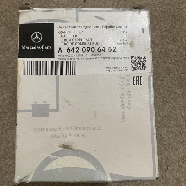 Genuine Mercedes-Benz Om642 Engine Fuel Filter With Heating Element ...