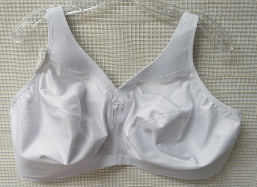 GLAMORISE~NEW!!~WHITE WIRELESS FULL COVERAGE LIFT & SUPPORT BRA CG210 ...