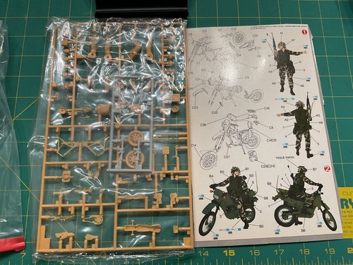 1/35 Dragon 3009 US Light Infantry & Kawasaki KLR 250-D8 Motorcycle Bin ...